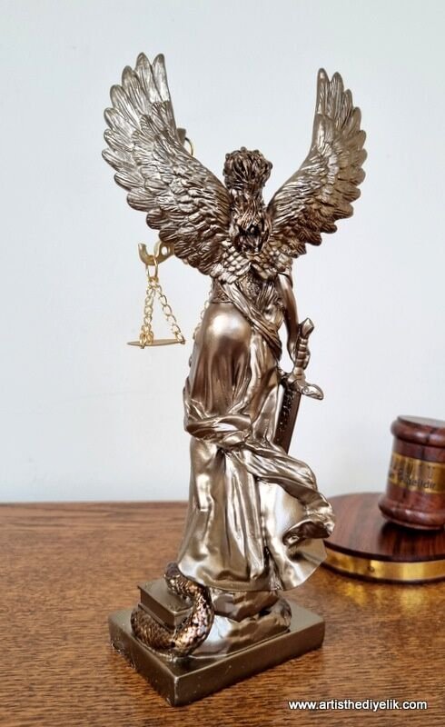 KANATLI ADALET HEYKELİ (THEMİS) (25 cm) | Adalet tanrıçası Biblo